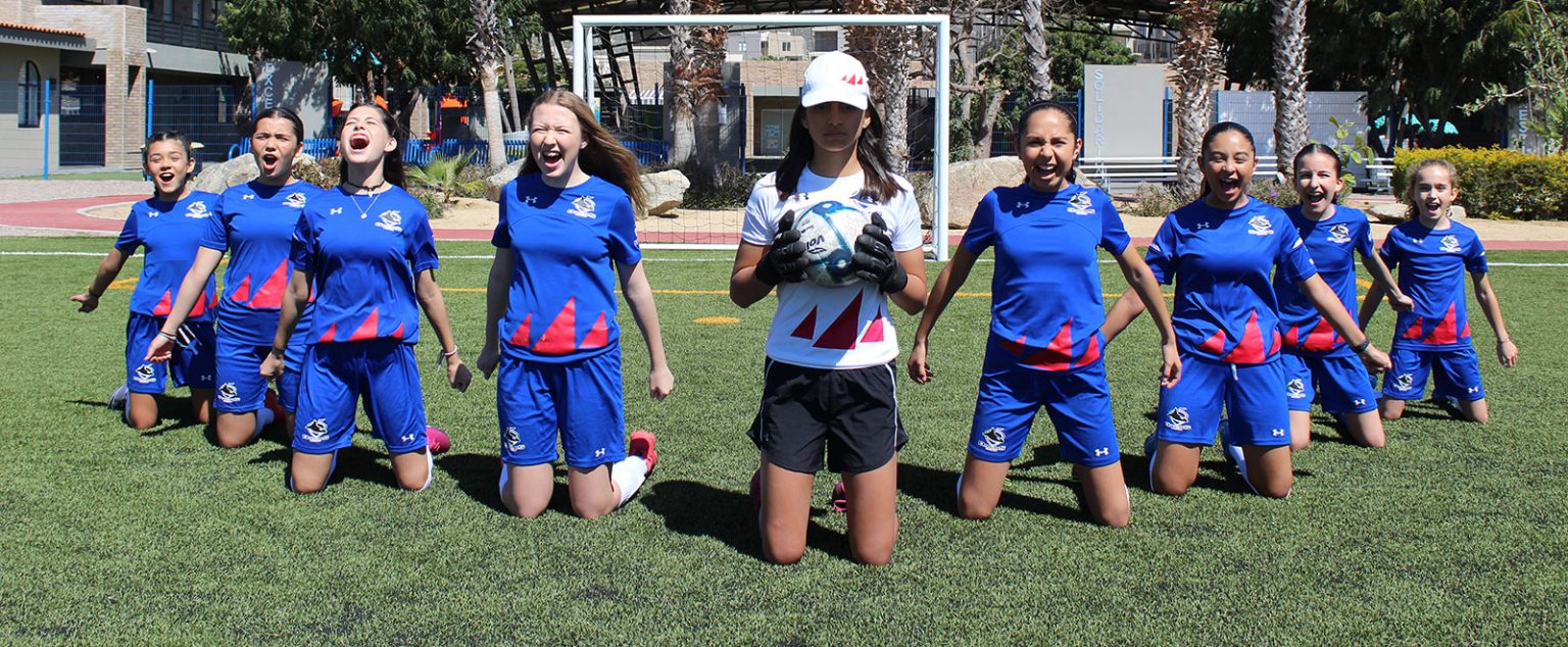 Uniformes - Delmar School